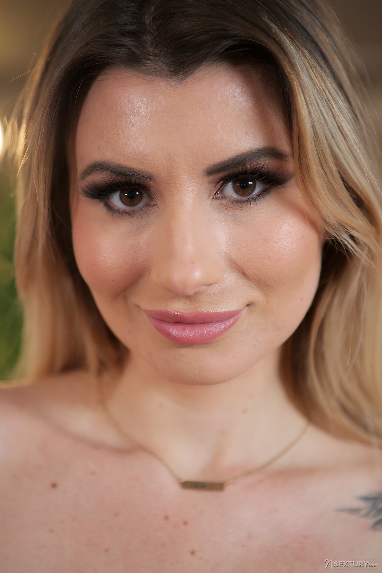 Marsianna Amoon Gets Anally Fucked And Cumsprayed Photos Lorenzo Viota Milf Fox
